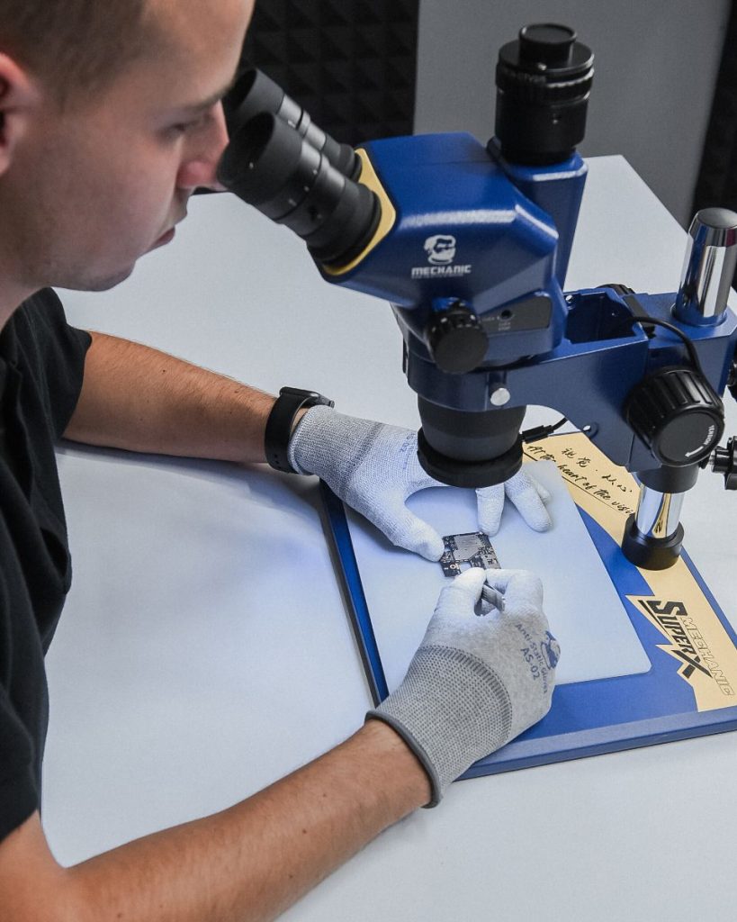 Мікроскоп тринокулярний Mechanic Super X-B11 (7-45X) з підсвіткою R16 ...